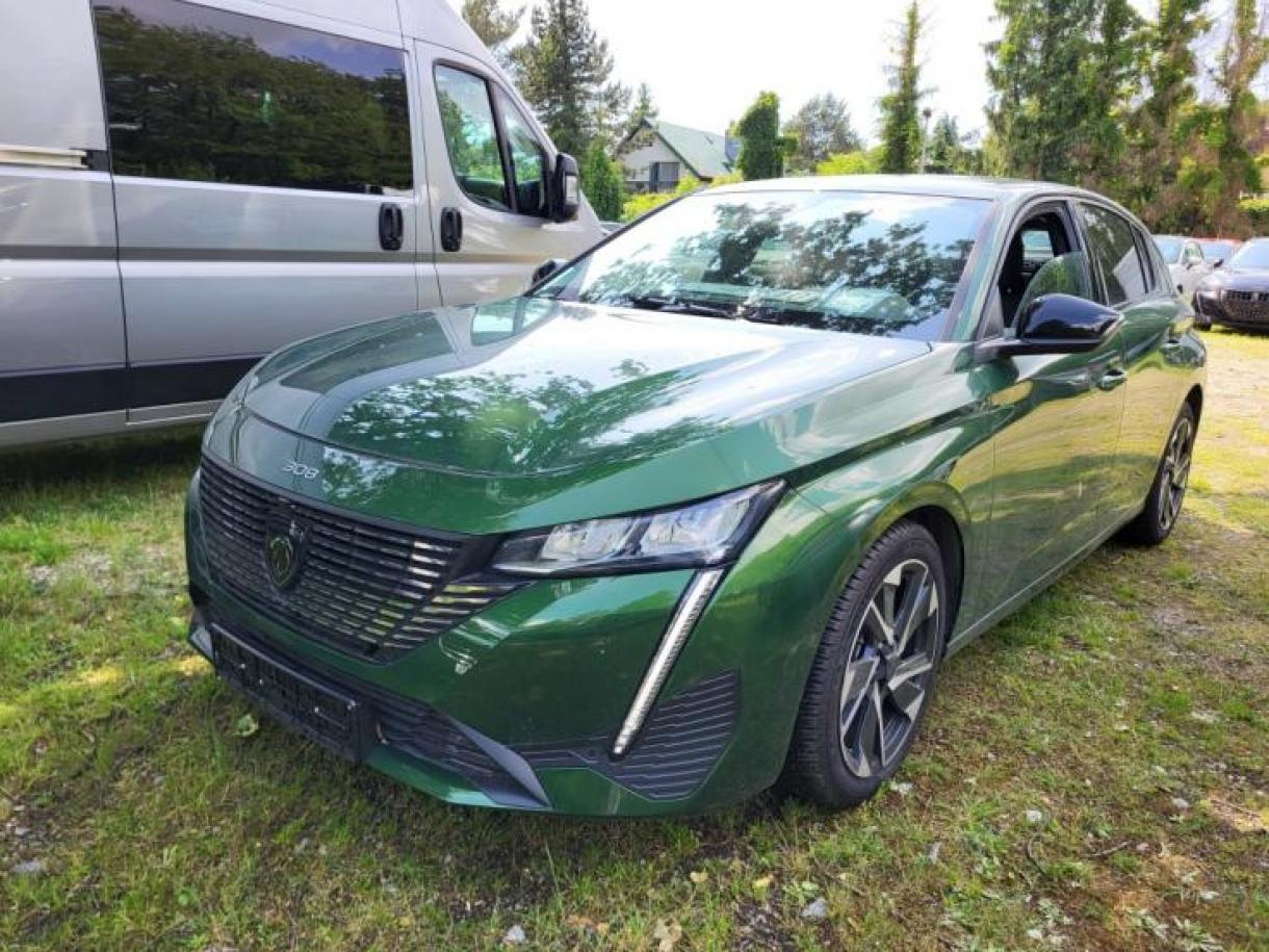 PEUGEOT 308 1.2 PureTech Allure, zielony • Dawro